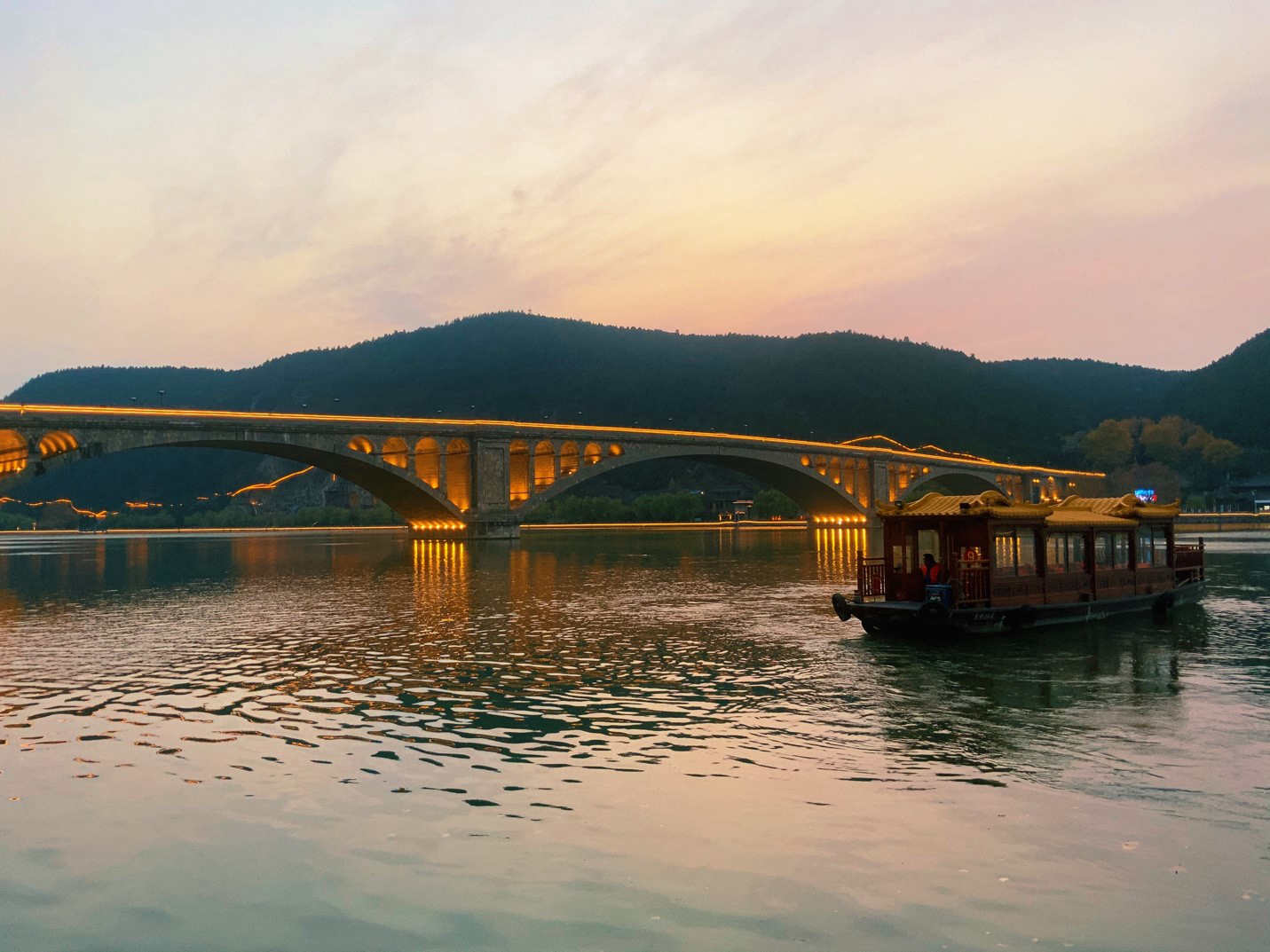 Longmen Grottoes: an outstanding manifestation of human artistic creativity