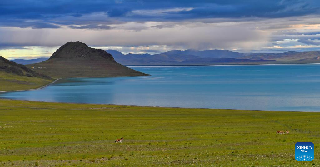 Scenery of Zhari Namco Lake in Ali, Tibet