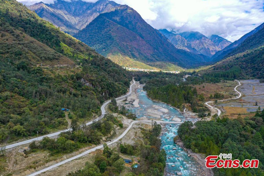 Scenery of SW China's Metok County