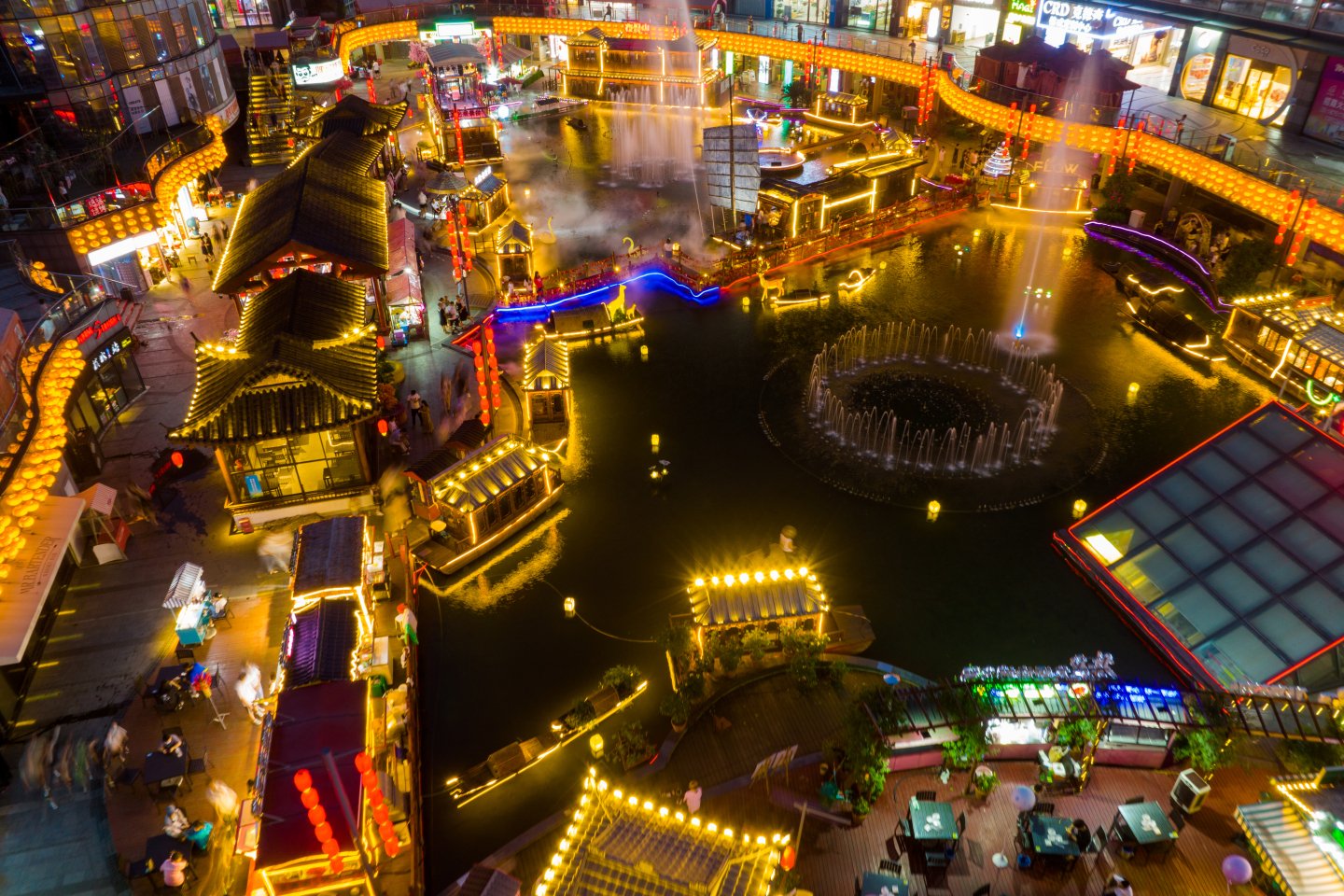 The floating night market