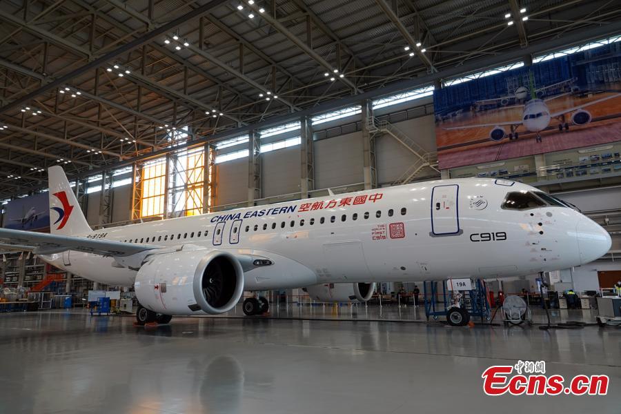 China's self-developed C919 large passenger aircraft delivered