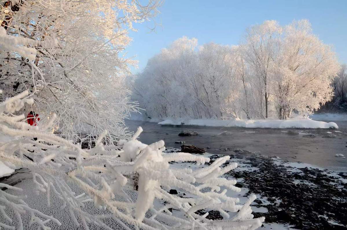 Where warm meets cold, beauty appears