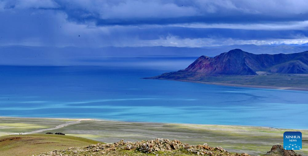 Scenery of Zhari Namco Lake in Ali, Tibet
